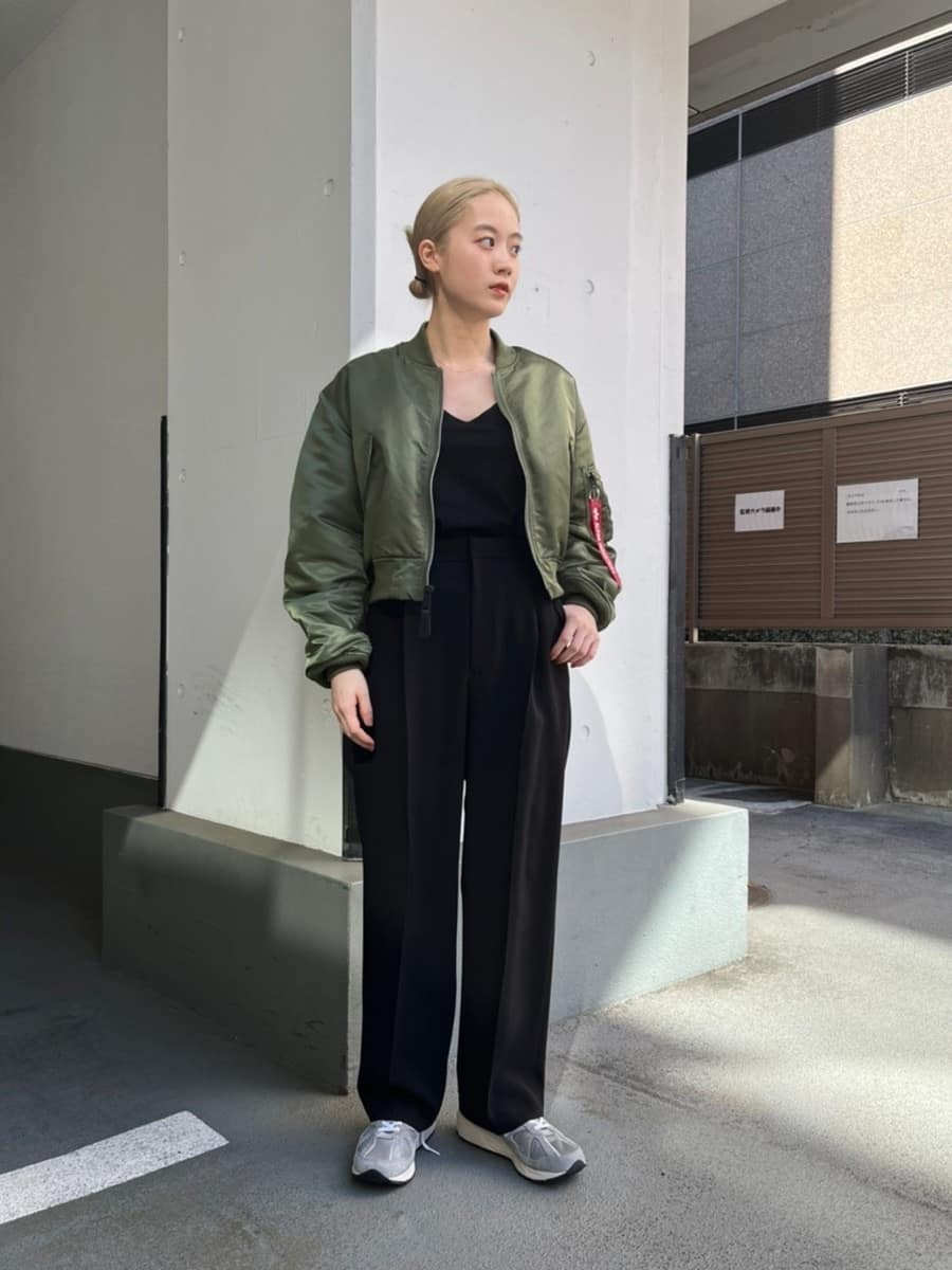 MA-1の大人女子コーデ18選！着こなし術＆お手本スタイルBOOK - UAコラム／UA COLUMNS | ユナイテッドアローズ公式通販 – UNITED ARROWS ONLINE