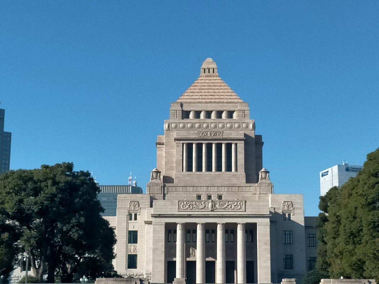 2024年度予算案成立 社会保障関係費が過去最高の37.72兆円計上 - 薬局のDXを加速させる情報メディア PHARMACY DX NEWS