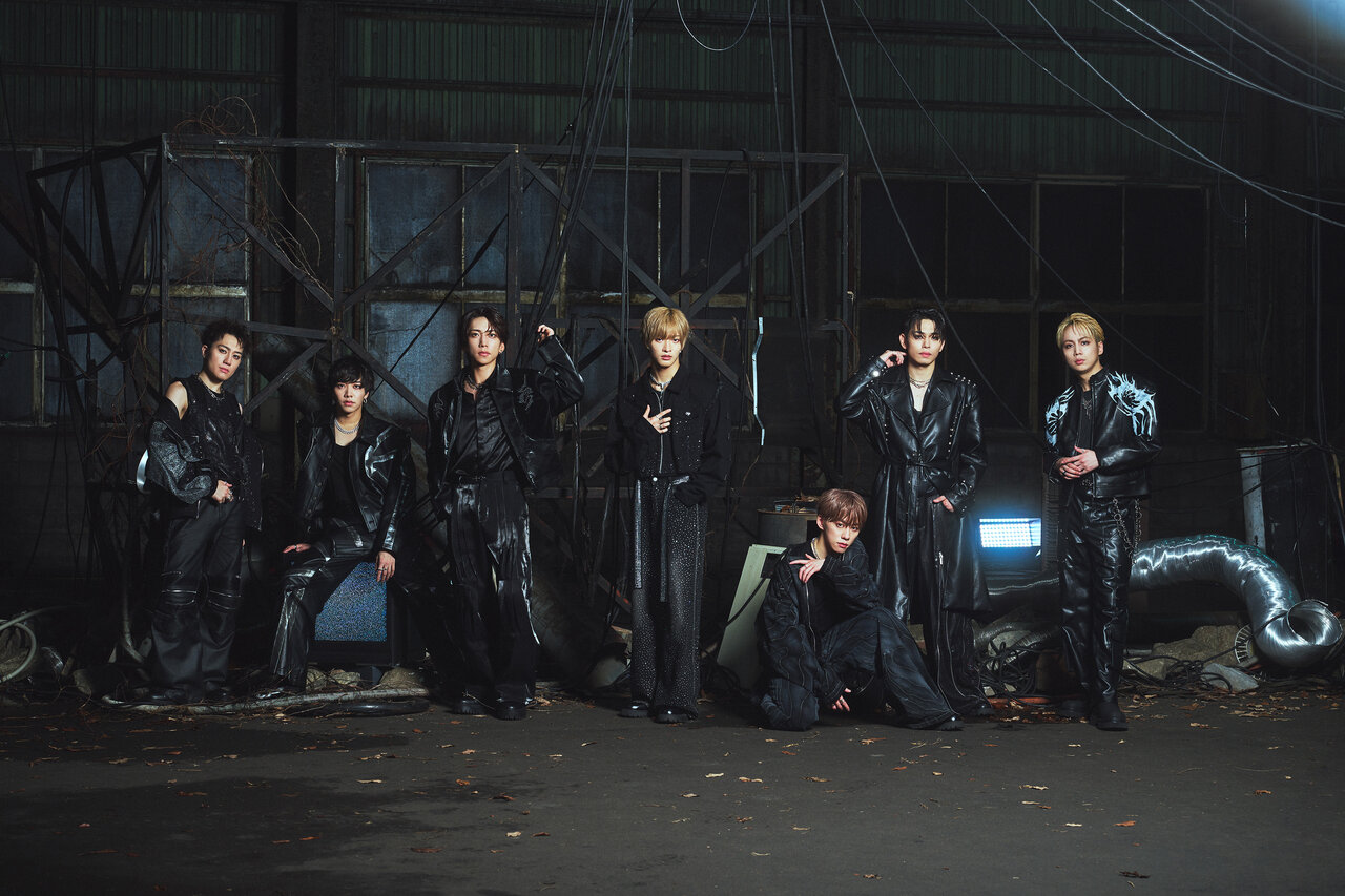 IMP.新作アルバム『MAGenter』がタワレコ全店舗で販売決定。メンバー着用の衣装・パネル展も開催！ - B-PASS online