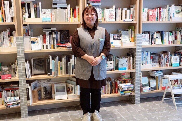 本と出会う場所：「BUNKITSU TOKYO」が創る新たな読書体験【アートな本屋探訪】 - ウェルチル