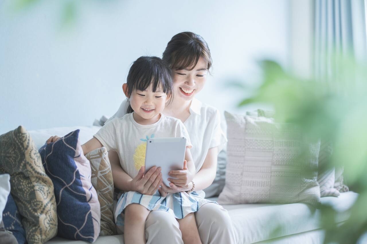 シングルマザー(母子家庭)が受けられる手当や制度って何があるの?条件や金額などを徹底解説 With Class 講談社公式 家族の時間をもっと楽しく