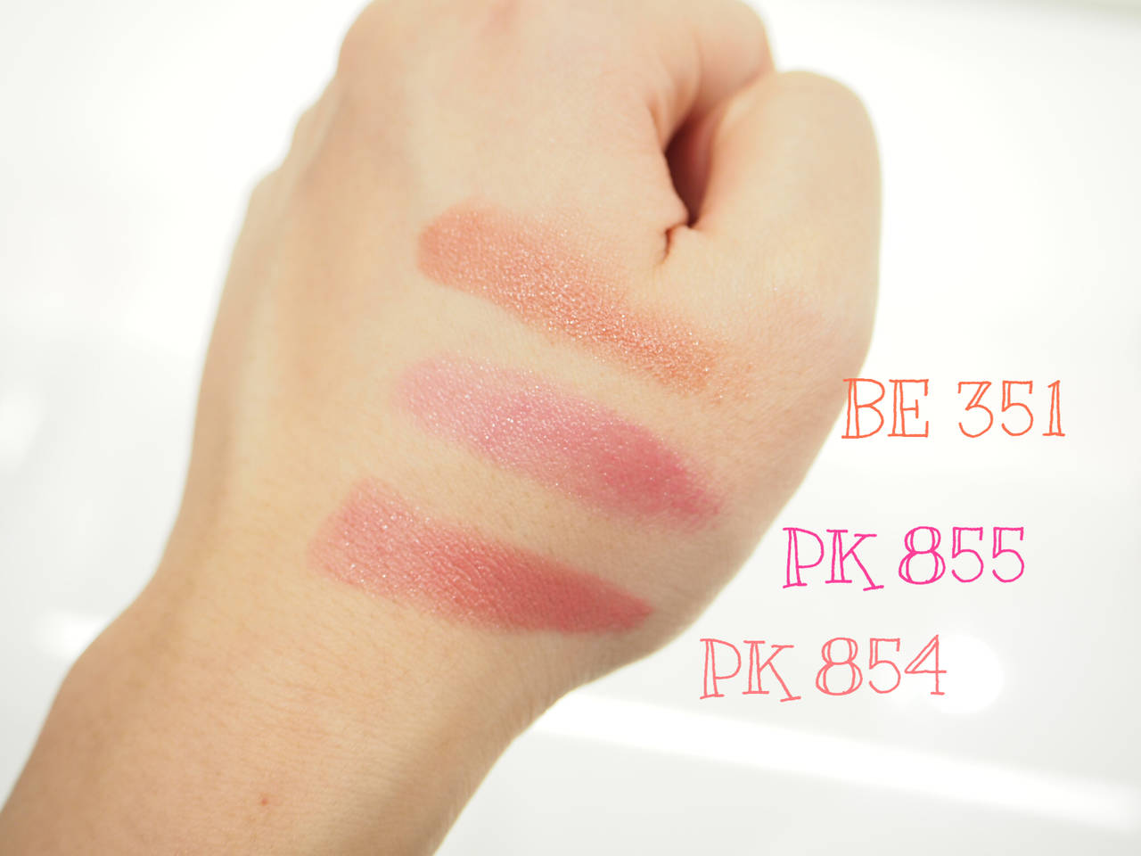 【春コスメ】新年度のオフィスメイクは“エスプリーク”の新色シャドウ&リップを選べば間違いなし！ - with class -講談社公式- 家族 ...