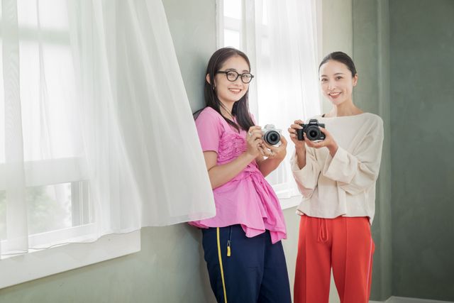 セルフでもこんなにキレイな動画が撮れるなんて。感動的に美しいVlogをSNSへアップ！ | GENIC編集部 | GENIC｜ジェニック