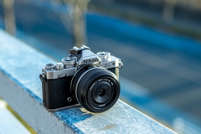 Nikon Z fcと表現の幅が広がる3本の小型軽量レンズと出会った8名のリアルボイス | GENIC編集部 | GENIC｜ジェニック