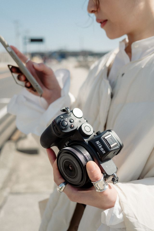 もうどんな瞬間も撮り逃したくない！高性能パンケーキレンズ「NIKKOR Z 26mm f/2.8」を相棒に | GENIC編集部 | GENIC｜ジェニック