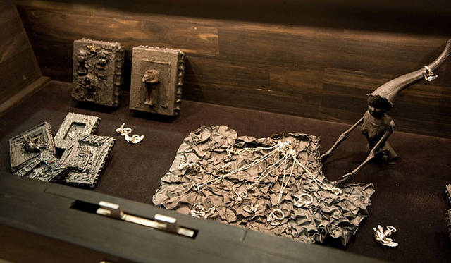 CHROME HEARTS│Joe Foti Art Exhibition「FLOOJIN STAMP ART SHOW」開催中 ギャラリー ...