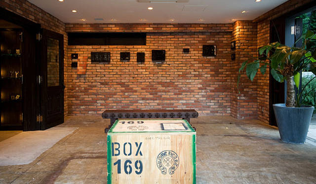 CHROME HEARTS│Joe Foti Art Exhibition「FLOOJIN STAMP ART SHOW」開催中 ギャラリー ...