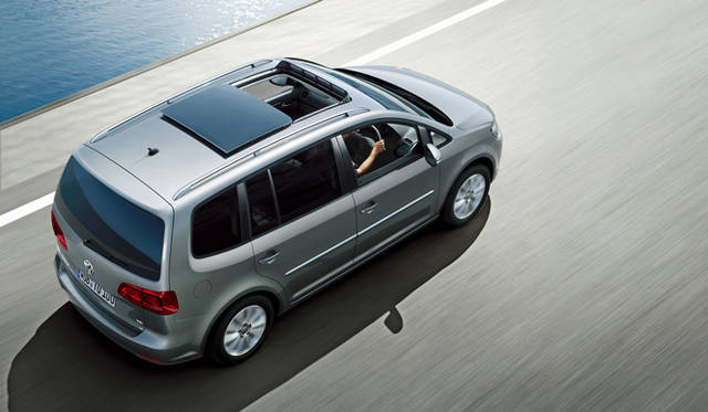 Volkswagen Golf Touran｜フォルクスワーゲン ゴルフ トゥーラン 試乗インプレッション ギャラリー - Web ...