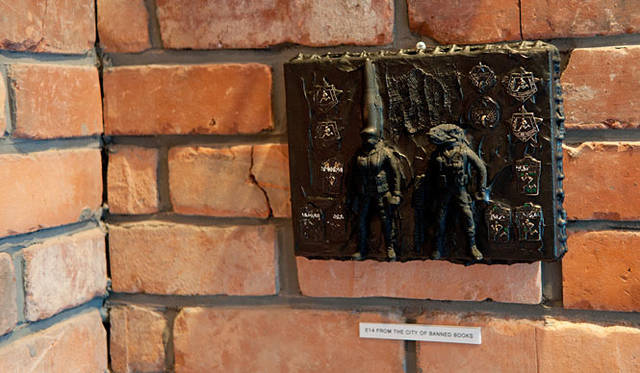 CHROME HEARTS｜クロムハーツにてアート展「JOE FOTI“HERE COMES MR.OCULUS”」開催 ギャラリー ...