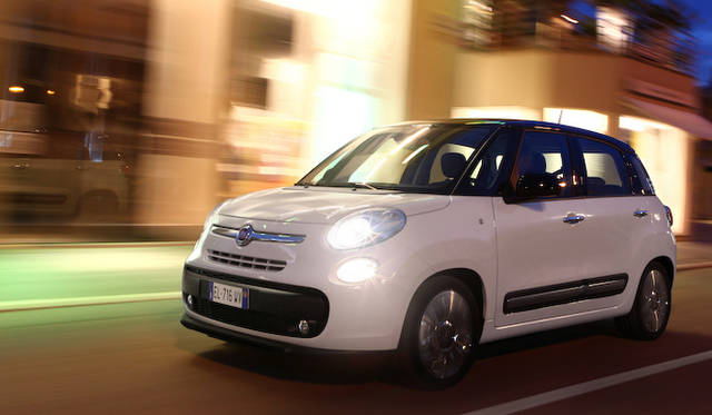 フィアット500の4ドア版「500L」登場｜Fiat ギャラリー - Web Magazine OPENERS(ウェブマガジン オウプナーズ)