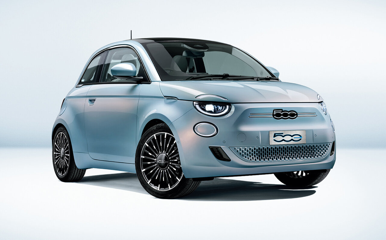 BEVになってもチンクエチェントの遊び心は健在──アイコニックなデザインを受け継いだフィアット初のBEV「500e」が誕生｜FIAT - Web Magazine OPENERS(ウェブ ...