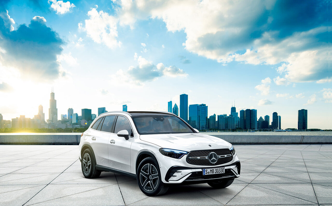 まさに全方位的に進化──メルセデスのベストセラーSUV「GLC」が初のフルモデルチェンジ｜Mercedes Benz - Web ...