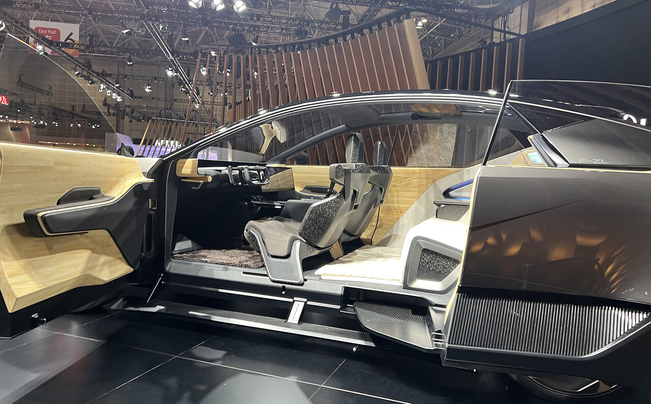 “クルマ屋レクサス”のビジョンを示した2台のBEVコンセプトモデルを世界初披露｜LEXUS - Web Magazine OPENERS ...