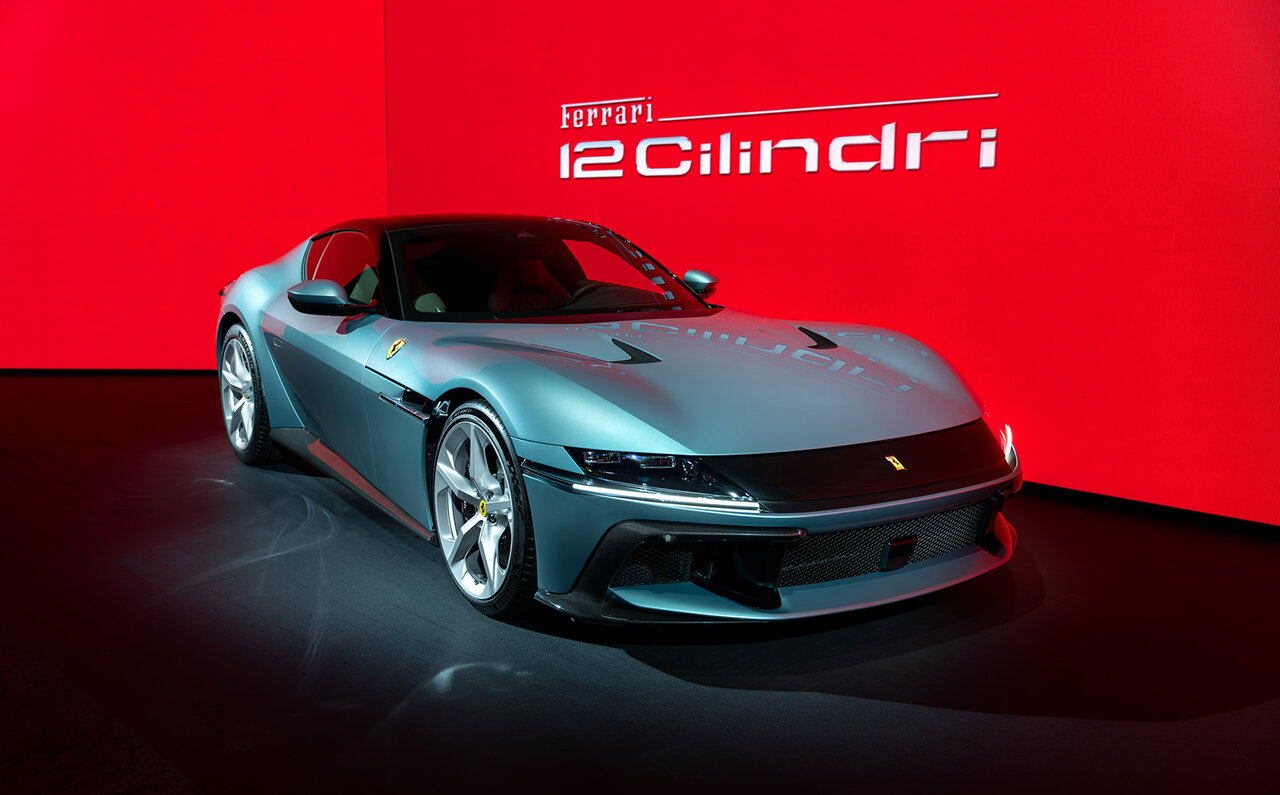 “12気筒”をその名に冠した最新のV12グランツーリズモ「12チリンドリ」がジャパンプレミア｜Ferrari - Web Magazine ...