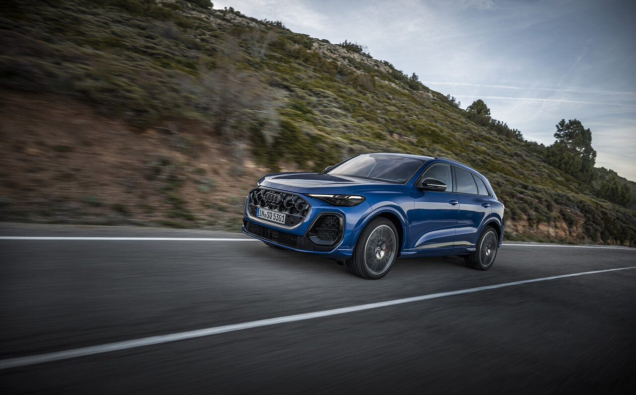 アウディのミッドサイズSUV「Q5」が第3世代へと進化｜Audi - Web Magazine OPENERS(ウェブマガジン オウプナーズ)