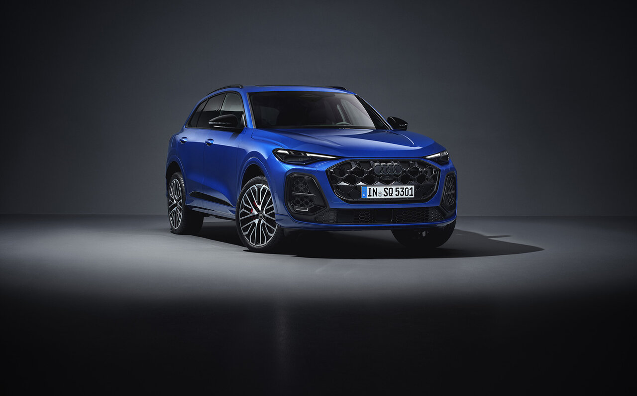 アウディのミッドサイズSUV「Q5」が第3世代へと進化｜Audi - Web Magazine OPENERS(ウェブマガジン オウプナーズ)