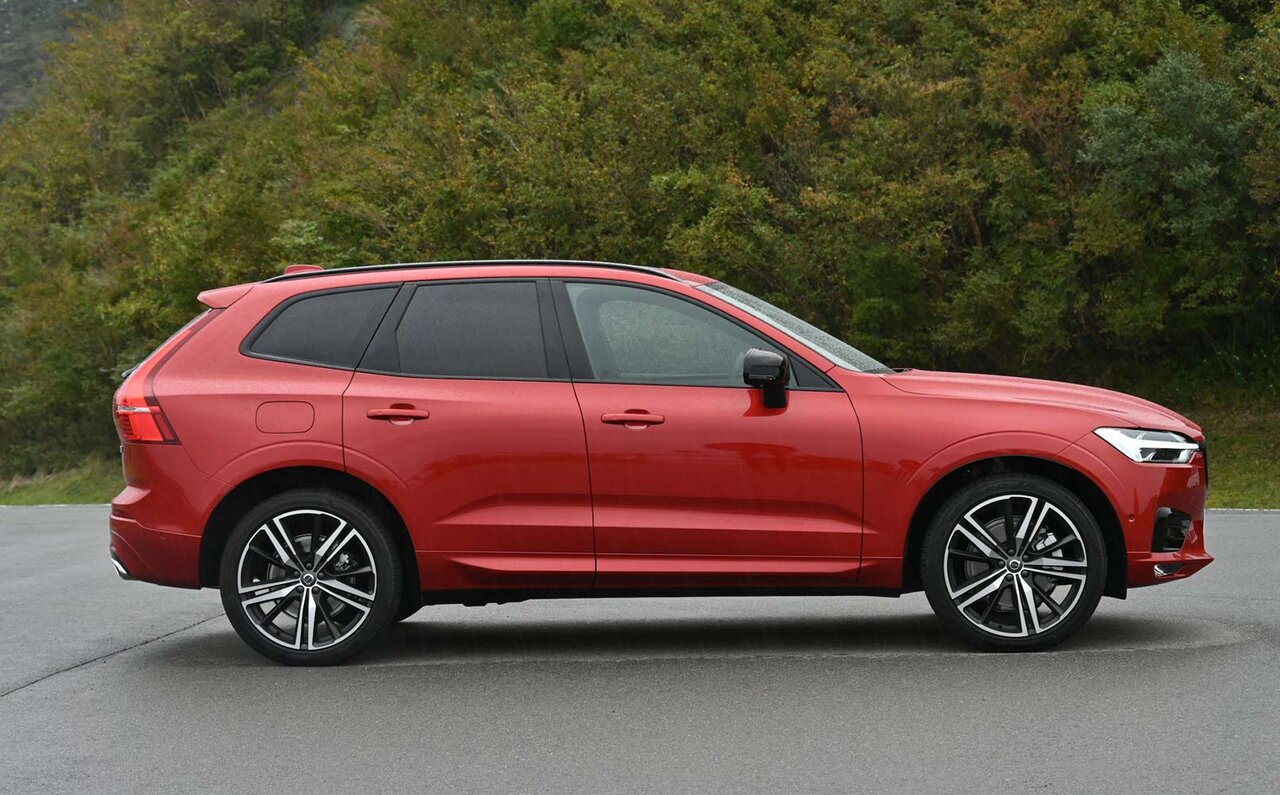 “電動化”されたボルボXC60 B6 Rデザインに試乗｜VOLVO - Web Magazine OPENERS(ウェブマガジン オウプナーズ)