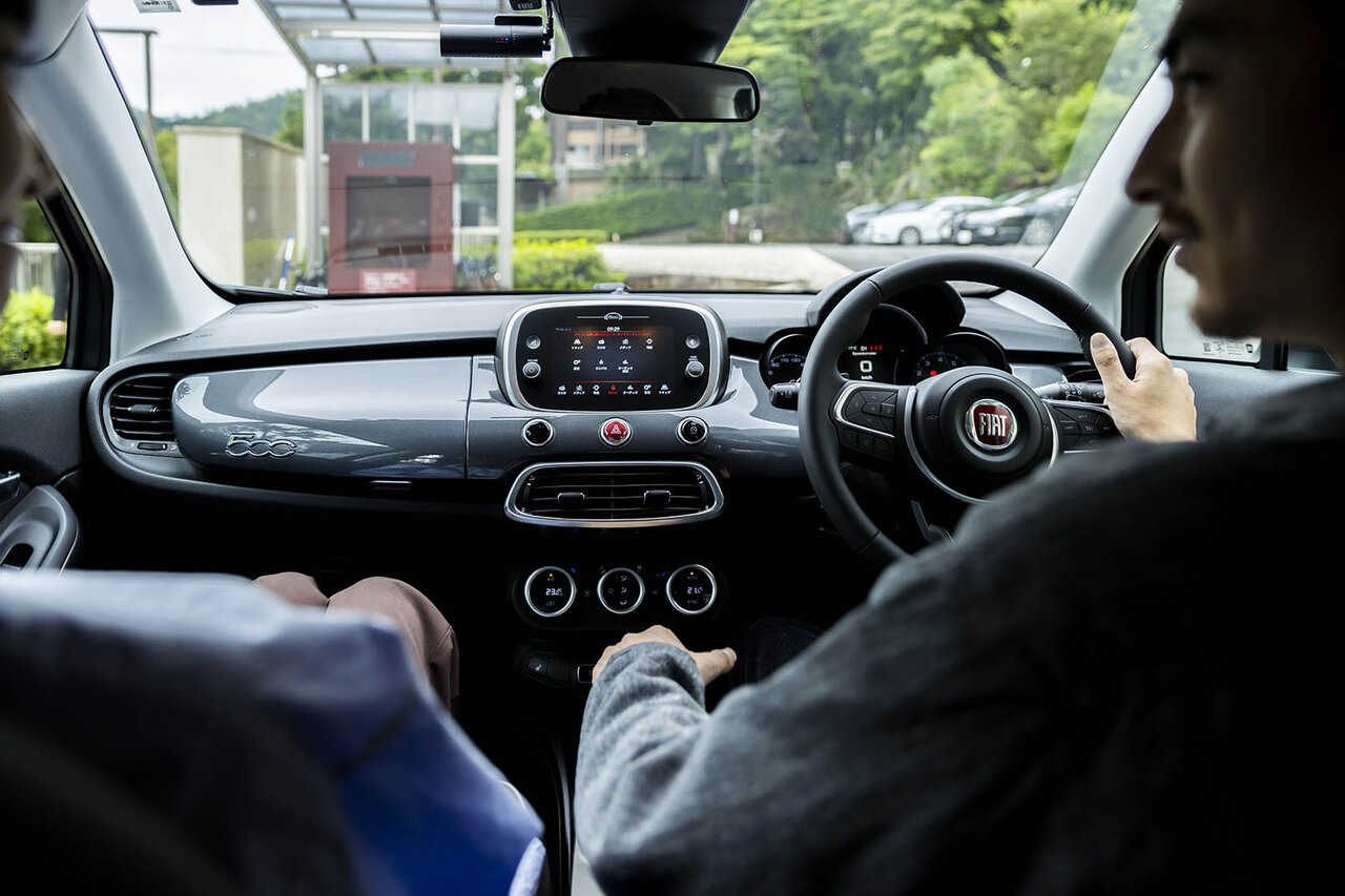 フィアット 500X クロスに乗って、アートと自然と美食を堪能する旅へ｜FIAT - Web Magazine OPENERS(ウェブマガジン オウプナーズ)