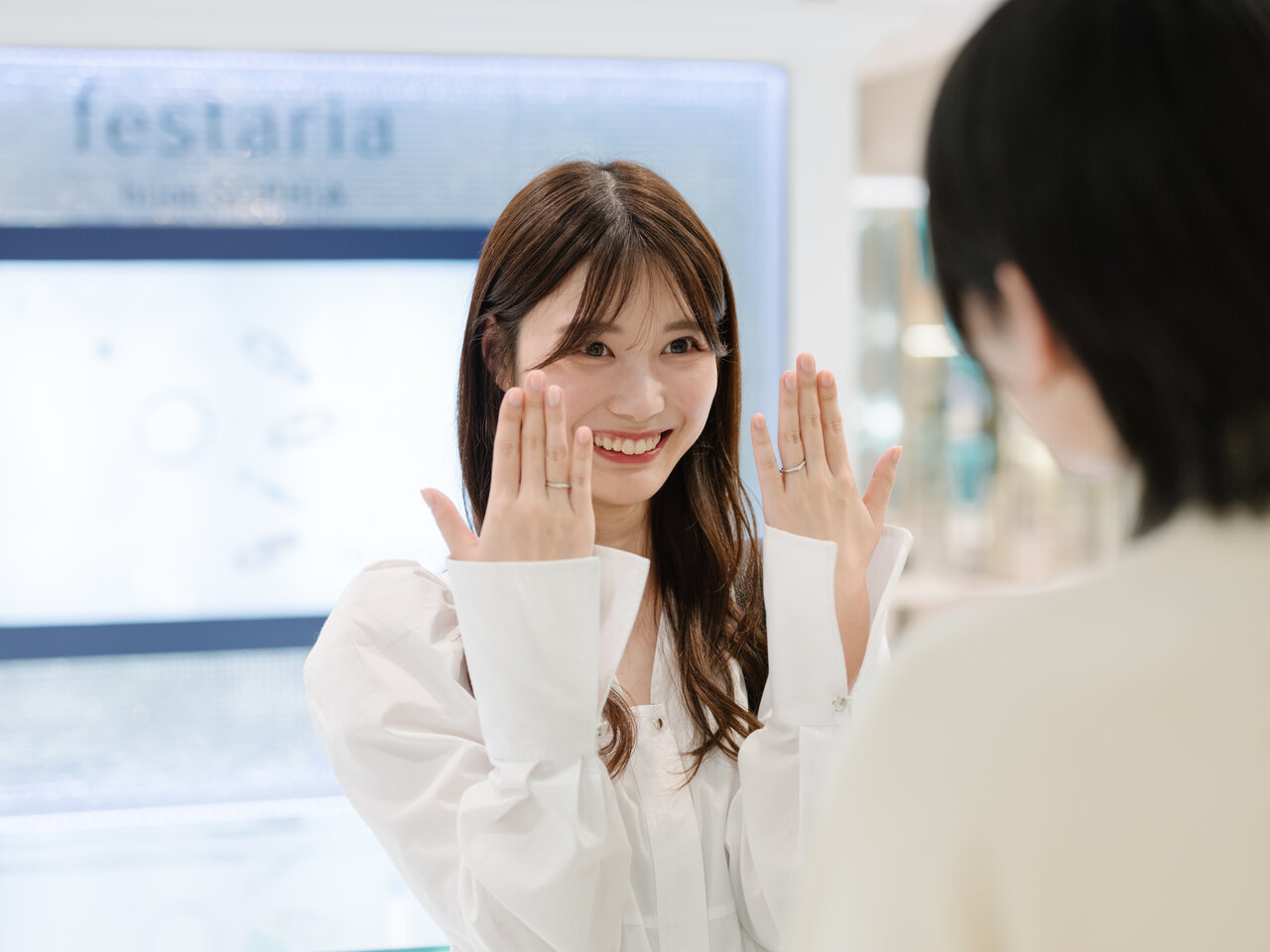 【カップル向け】後悔しない結婚指輪の選び方。理想の結婚指輪を見つけよう - festaria journal