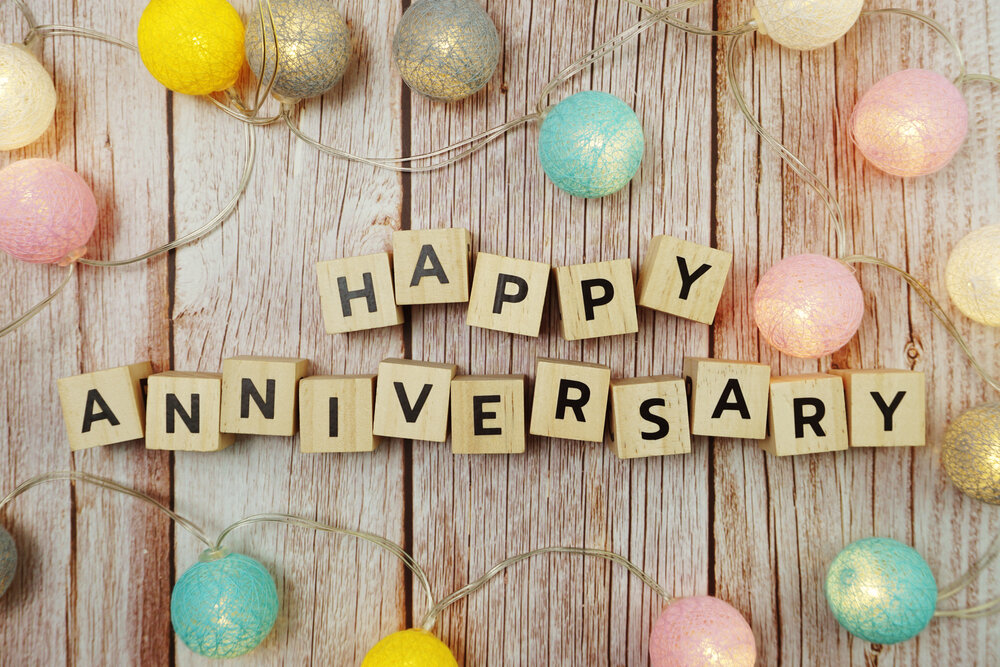 カップルの記念日7選｜ふたりで楽しむ過ごし方やおすすめのプレゼントを紹介 - festaria journal