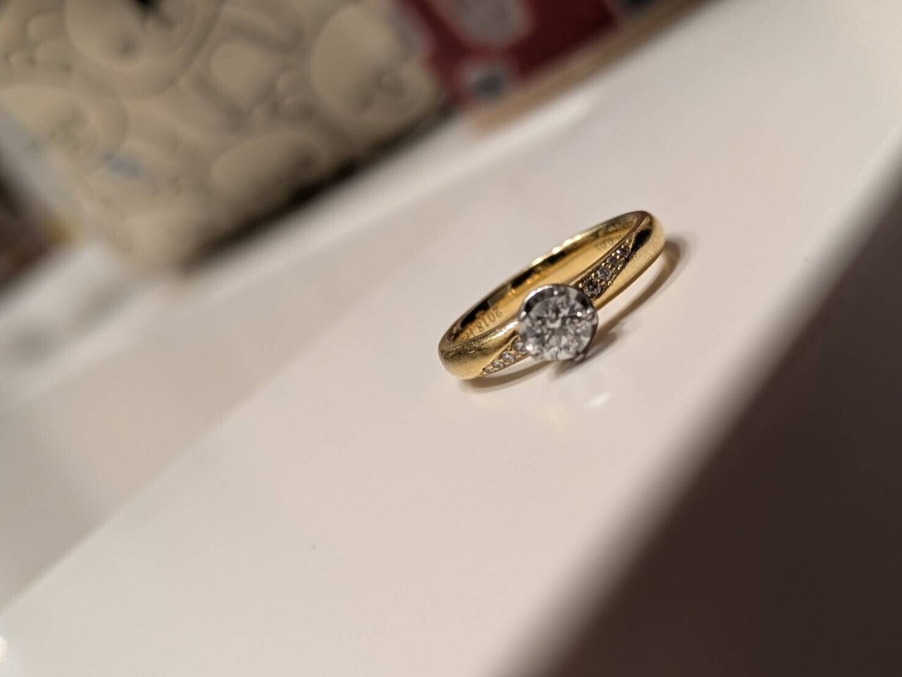 【プロ直伝】婚約・結婚指輪の選び方。ジュエリーアドバイザー夫婦のリアルバイ体験談 - festaria journal